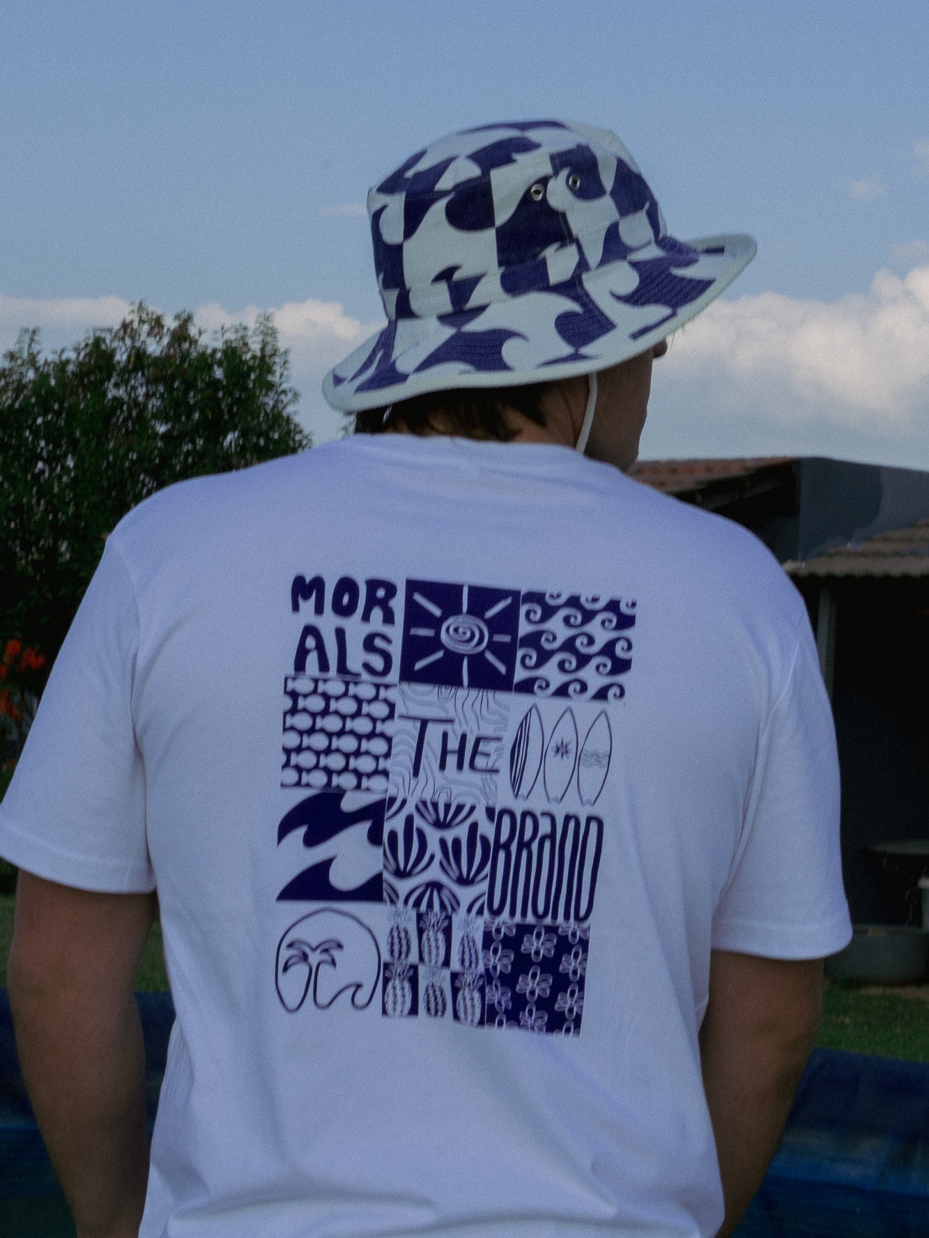 Sundaze T-shirt in Denim – morals the brand